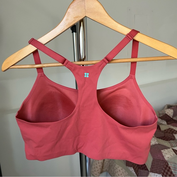 Huug | Intimates & Sleepwear | Huug Daily Racerback Sports Bra Medium ...
